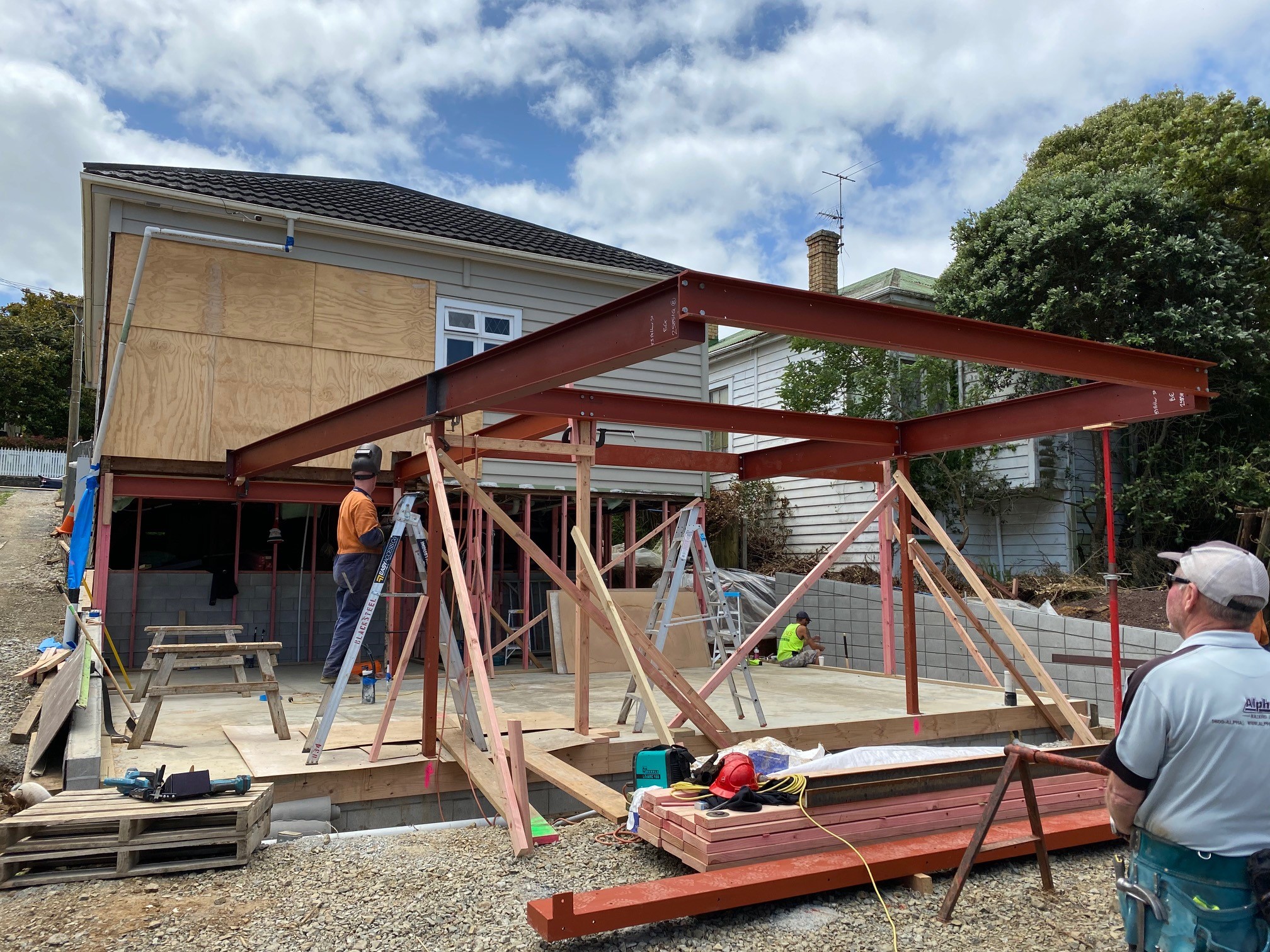 Architectural Update & Extension to a Traditional Villa.